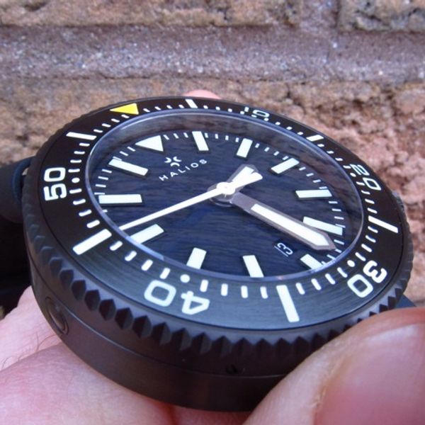 FS: Halios DLC Puck, 1000M, near mint, with accessories. | WatchCharts ...