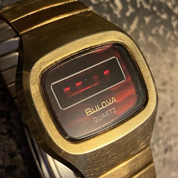 Vintage Bulova LED Gold Tone N6 1976 Men’s Watch | WatchCharts Marketplace