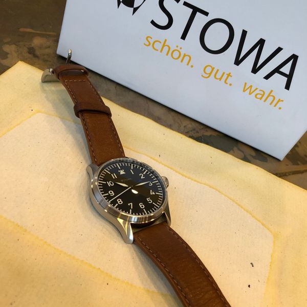 Stowa Flieger Classic logo | WatchCharts