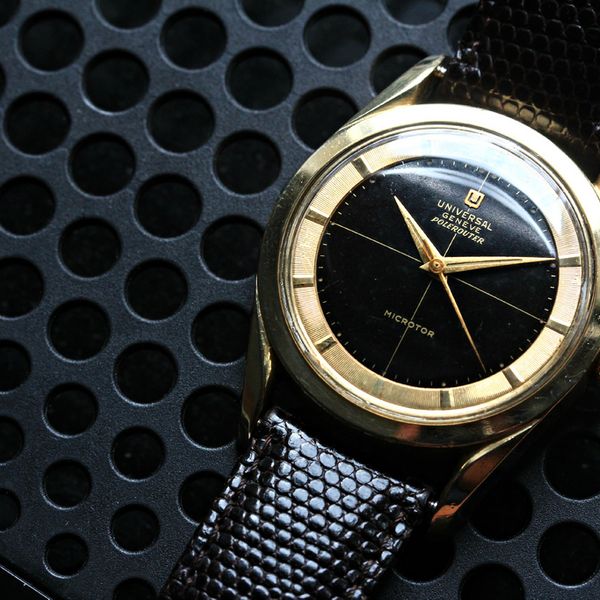 SOLD Universal Geneve Polerouter Microrotor Black Dial | WatchCharts