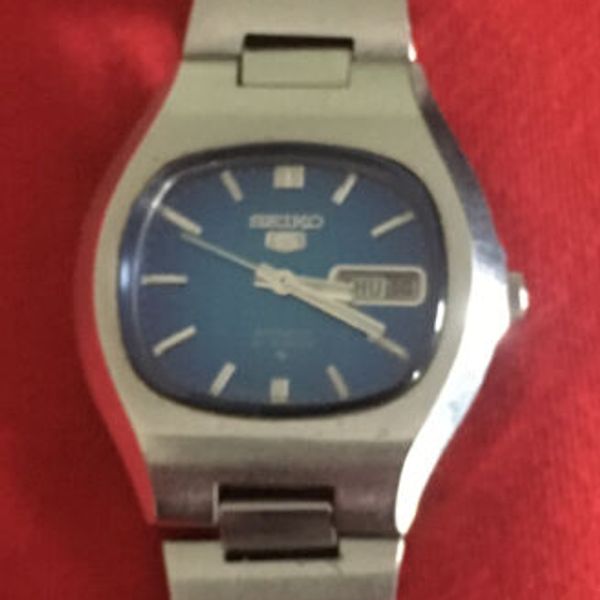 Vintage SEIKO 5 6319-5010 Automatic 21 Jewel Wristwatch/Square Blue ...