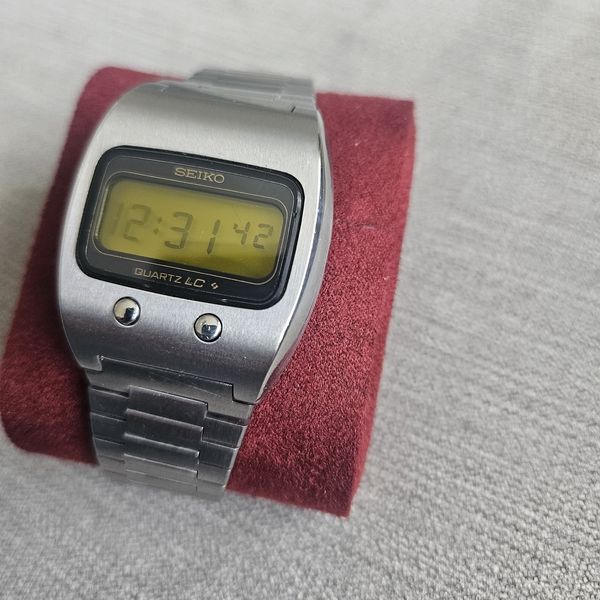 Vintage Digital Seiko 1975 0624 5009 Lemon Face Watch | WatchCharts ...