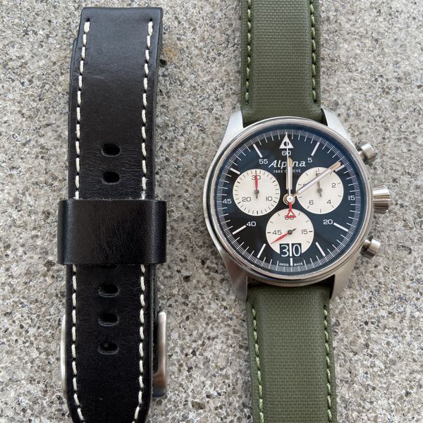 FS: Alpina Startimer Pilot Big Date Chronograph with white subdials ...