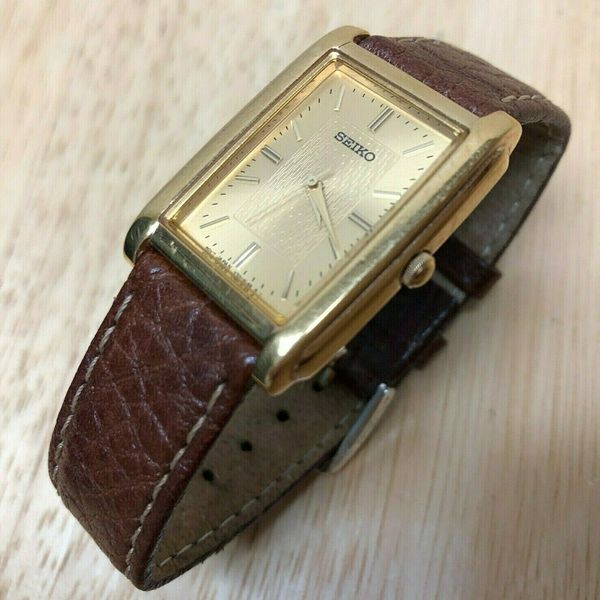 Vintage Seiko V701-5E40 Mens Gold Tone Rectangle Quartz Watch Hours~New Battery | WatchCharts ...