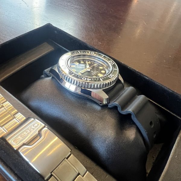 Seiko Prospex SLA019 Anniversary Green Diver | WatchCharts Marketplace