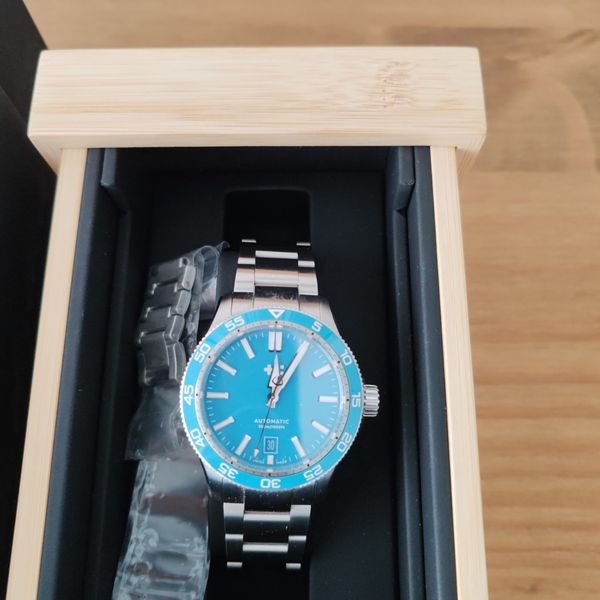 Christopher Ward C60 Trident Pro 300 40mm Pool Blue Automatic Watch ...