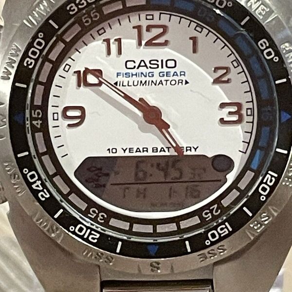 CASIO Fishing Gear Illuminator AMW-700 Menâ s Watch, 10 Bar, Quartz ...