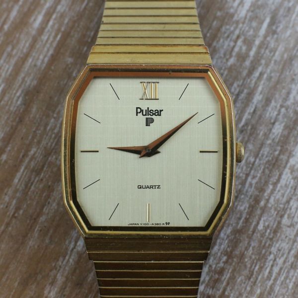 Pulsar Quartz Y100-5999 Men's Watch | WatchCharts