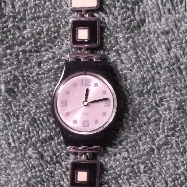 Vintage Swatch AG 2002 Woman's Stainless Steel & Enamel Band Watch ...