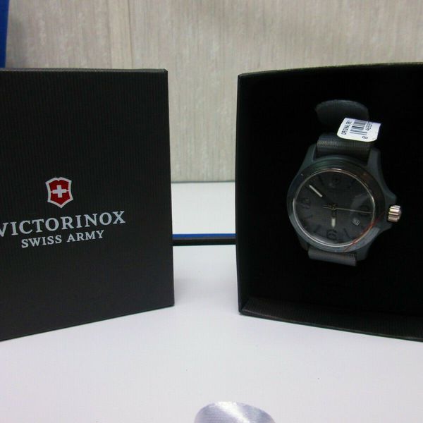 Mens Wristwatch Victorinox Swiss Army Model 241515 | WatchCharts ...