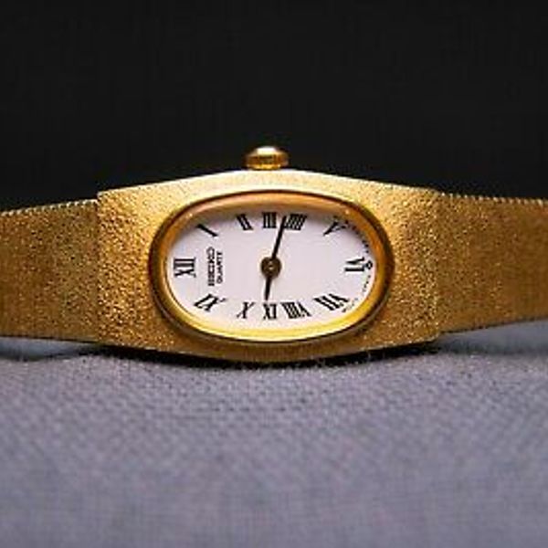 Elegant Seiko Ladies Watch, Gold Tone Quartz Watch 1F20-5C90 - NEAR MINT! | WatchCharts Marketplace