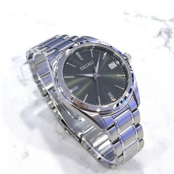 SEIKO Sapphire Crystal | WatchCharts Marketplace