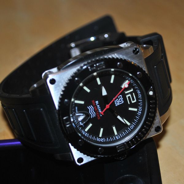 FS: REDUCED !! ESQ BLACKFIN DIVER 300m Black Dial - Make me an offer ...