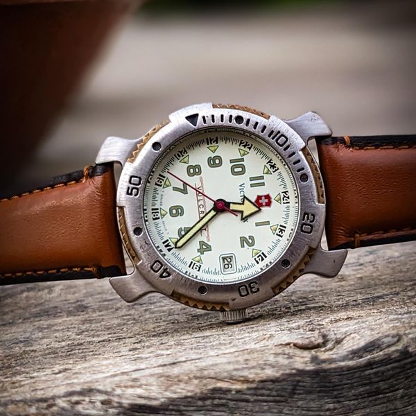 [WTS] 1990's Victorinox Titanium Swiss Army Men Watch vulcraft j-103 ...