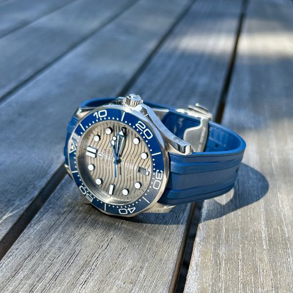 Omega Seamaster Diver 300M Grey Dial Blue Ceramic Bezel w/ OEM Bracelet ...