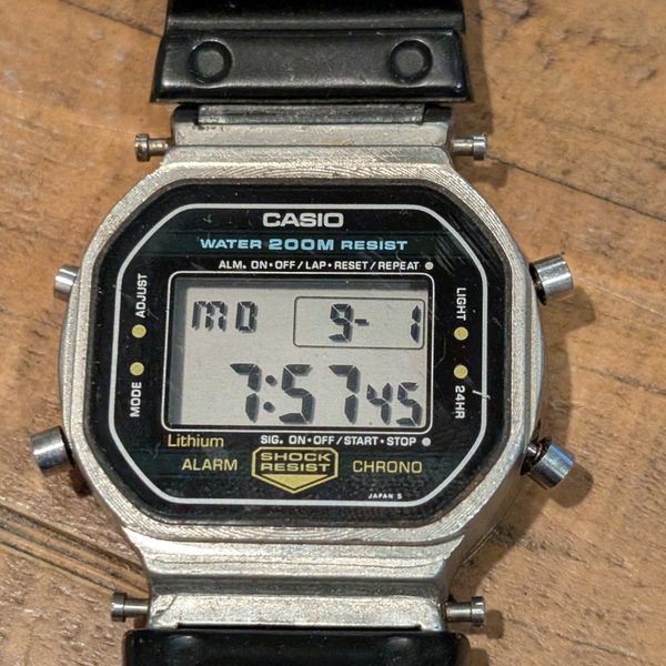 Vintage Casio G-SHOCK DW-5200 Japan (240) Watch ~ 100% Functional w ...