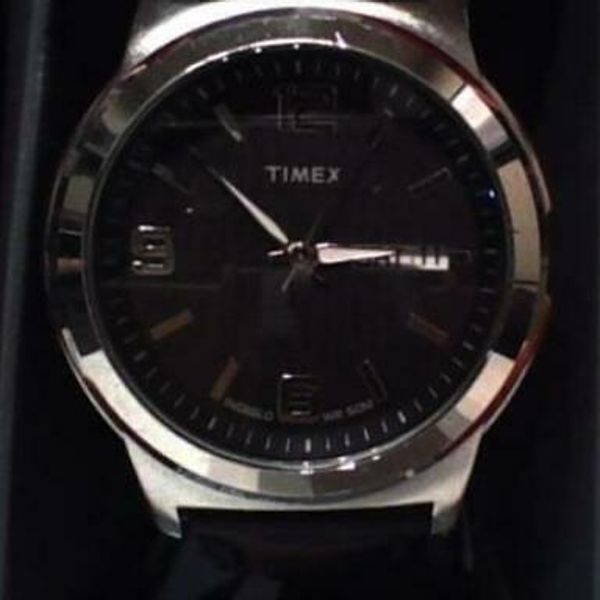 Timex Men's T2E561 Bank Street Black Leather Strap Watch $95 - READ ...