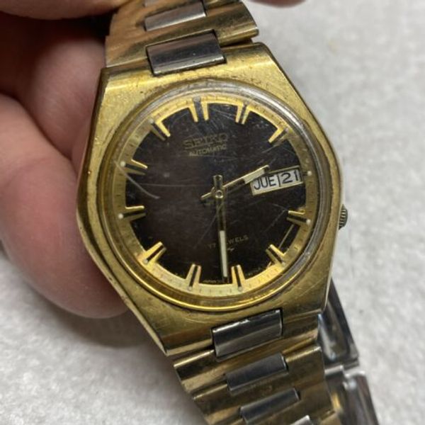 Vintage SEIKO Automatic 17 Jewel Men's Watch 7009-8079 | WatchCharts Marketplace