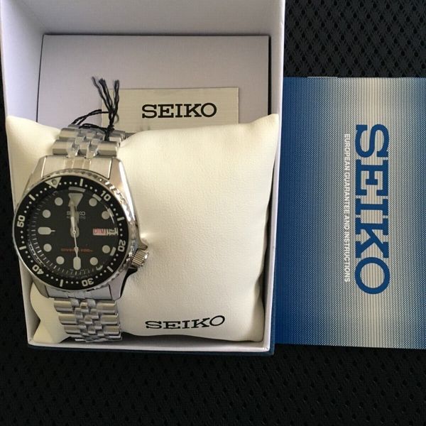 Seiko SKX013 Automatic Day Date Dive Watch - With Box and Papers ...