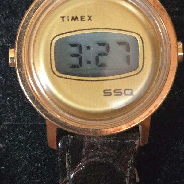 Vintage Timex SSQ Digital Watch Women Gold Tone Brown Band New Battery ...