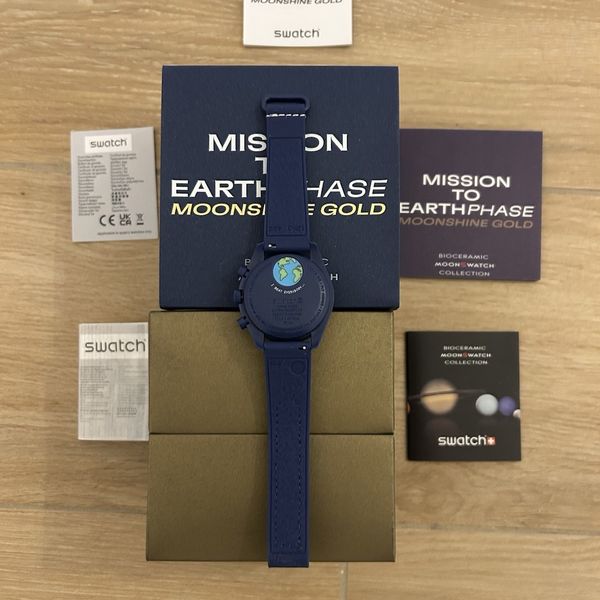 Swatch x Omega Moonswatch, Mission to earthphase Moonshine Gold Limited ...