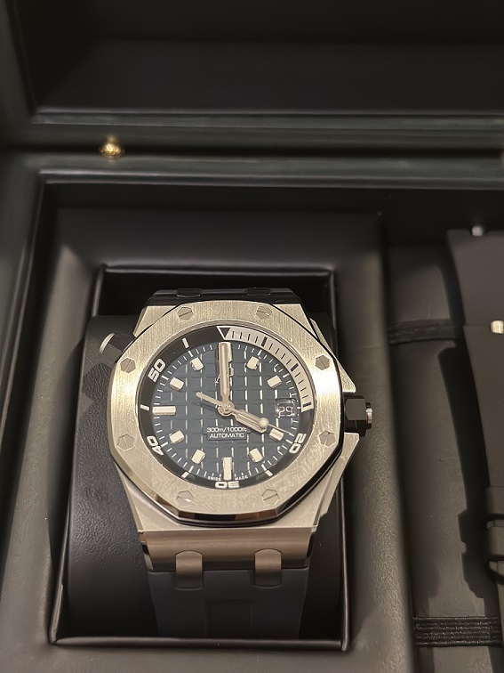 FS: LNIB Audemars Piguet AP ROO Diver, Blue | WatchCharts Marketplace