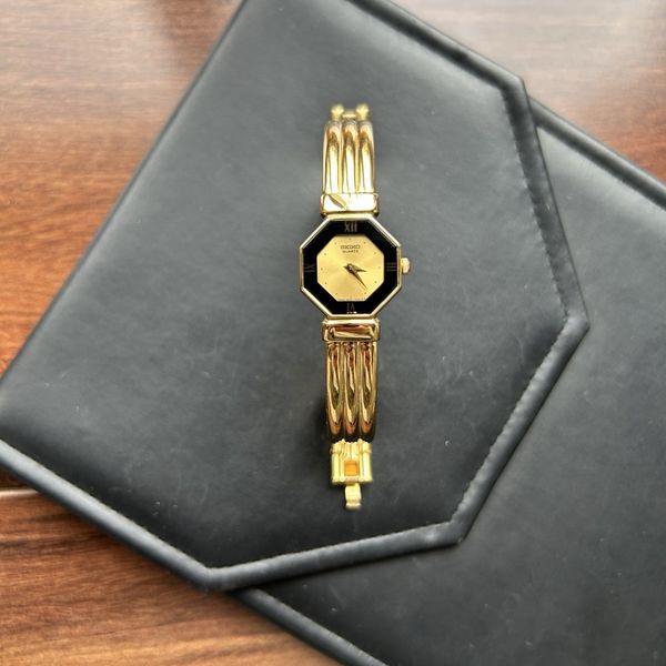 Vintage Seiko Tank 1N00-5E49 Classic Octagonal Women's Gold Dress Watch ...