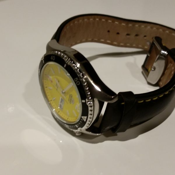 Orient Yellow Mako | WatchCharts Marketplace