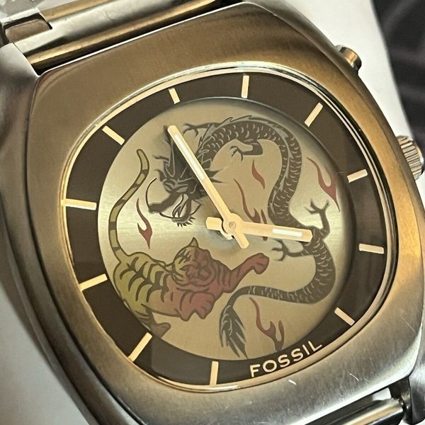 Ultra Rare Fossil Big Tic JR-8458 Dragon & Tiger Dial, Great Condition, New Bats | WatchCharts ...