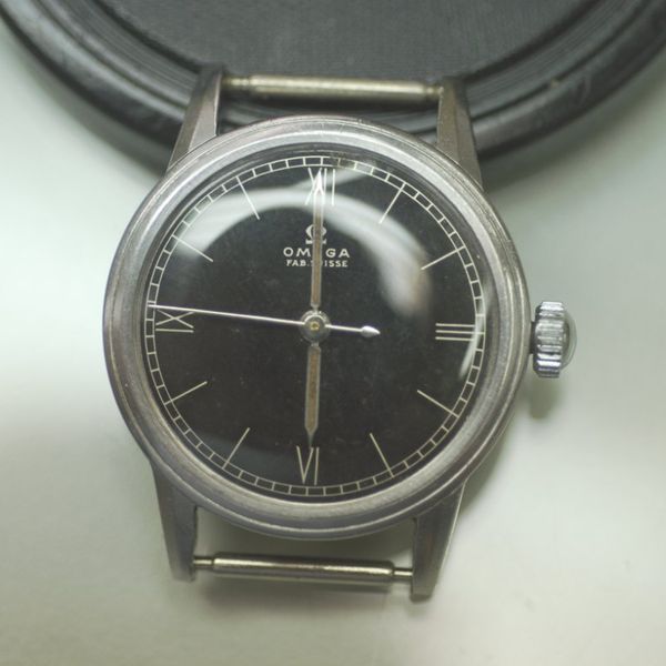FS Vintage military Omega small size, black dial, screwdown caseback ...