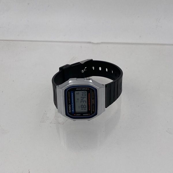 Casio A168W-1 Men's Vintage Metal Band Illuminator Chronograph Alarm ...