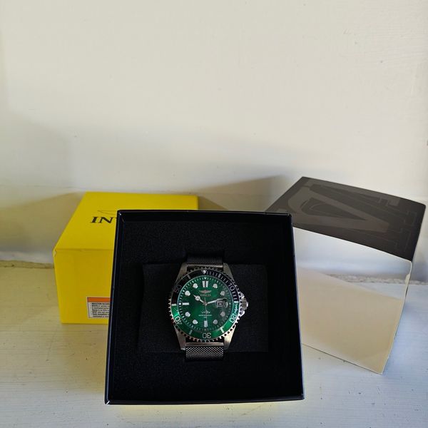 INVICTA Pro Diver Quartz Green Dial Sprite Bezel Men's Watch 47174 ...
