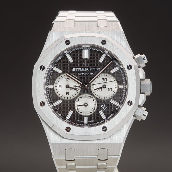 FS: 2021 AP Royal Oak 26331.St Black dial with Box and Card | WatchCharts