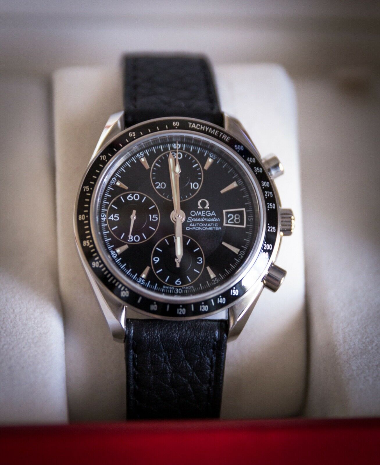 OMEGA Speedmaster Date - 3210.50 (JUST SERVICED) *MINT* W/ Extras ...
