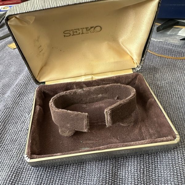 Seiko Vintage box great condition | WatchCharts Marketplace
