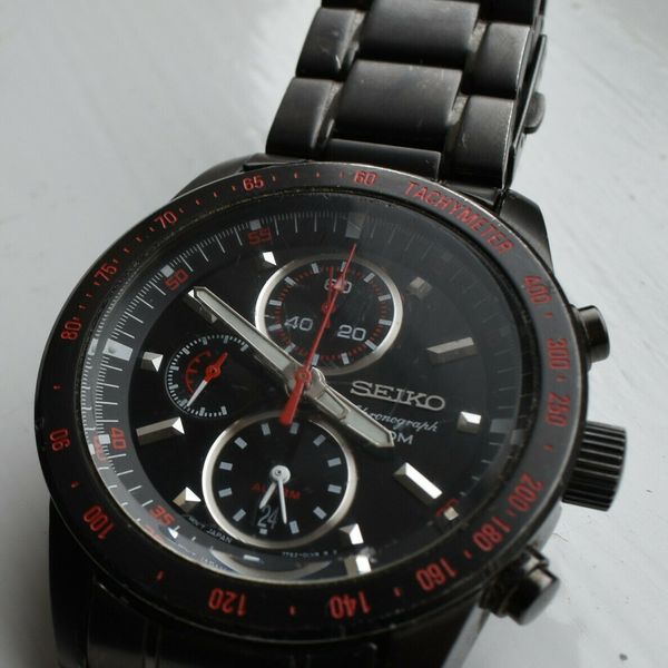Seiko Mens 7T62 0HW0 Chronograph 100m Tachymeter Wristwatch ...