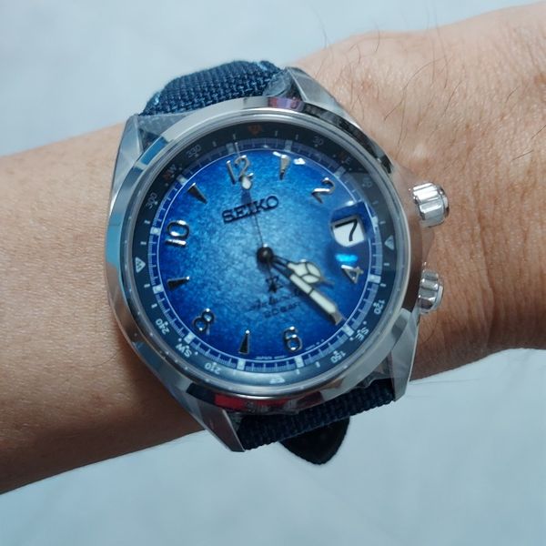 Seiko Glacier Mountaineer Extreme Dragon Alpinist SPB339J1 ...