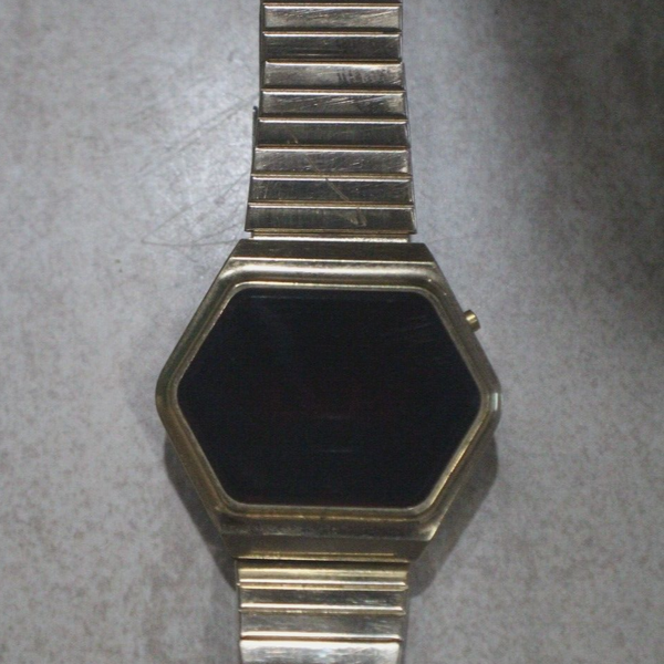 1970s LONGINES Hexagon Shape Red Led Men's Watch | WatchCharts Marketplace