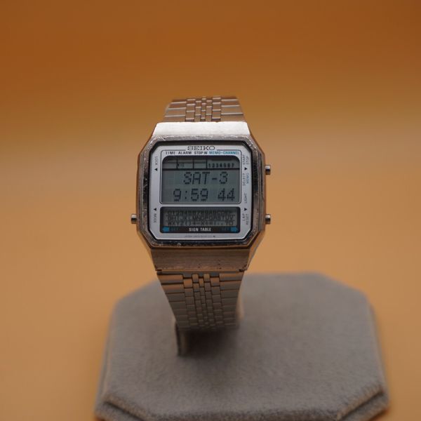 Seiko Sign Table Data Bank D409-5020 Vintage | WatchCharts Marketplace