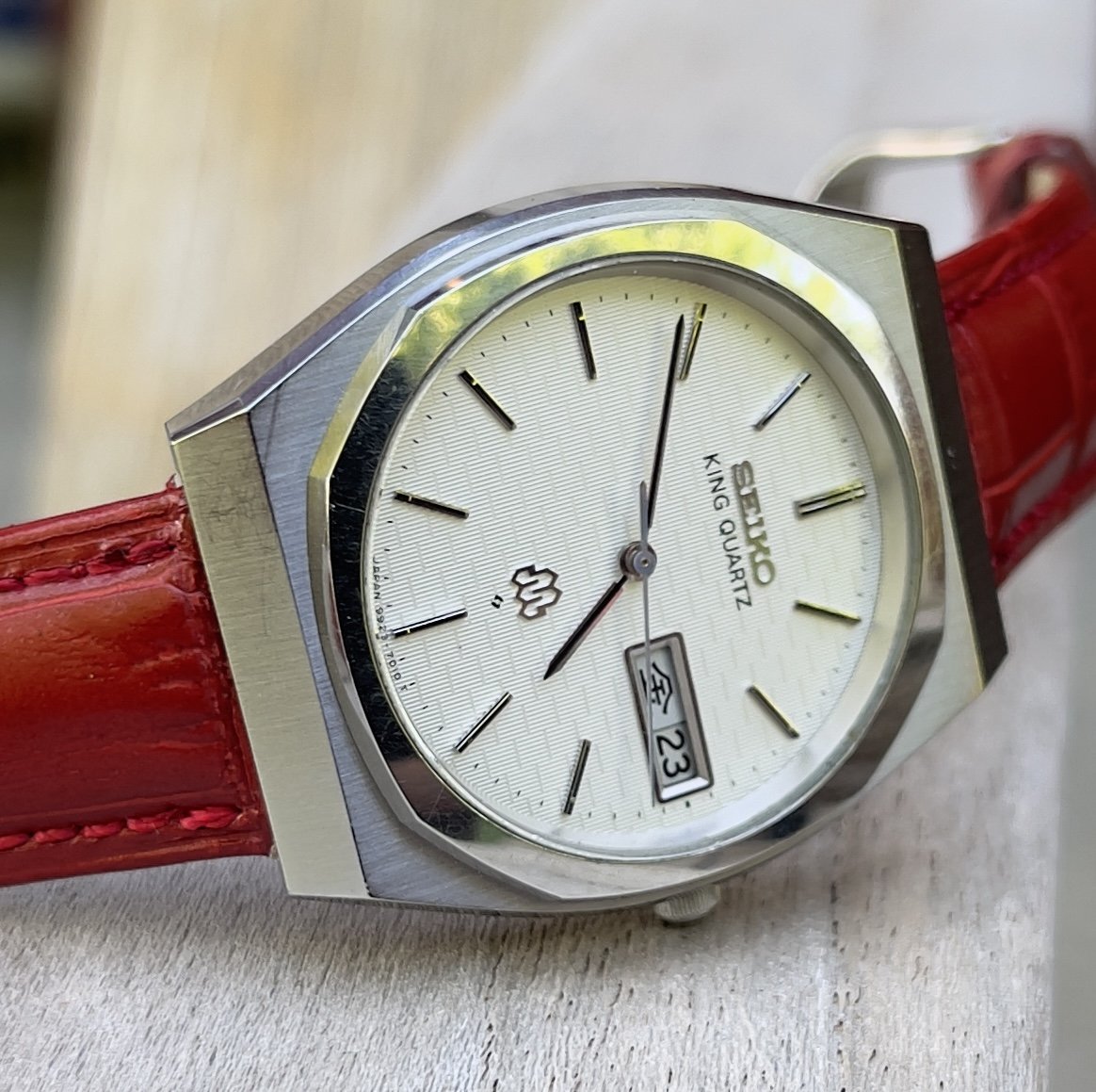 Seiko King Quartz (9923-7010) Market Price | WatchCharts