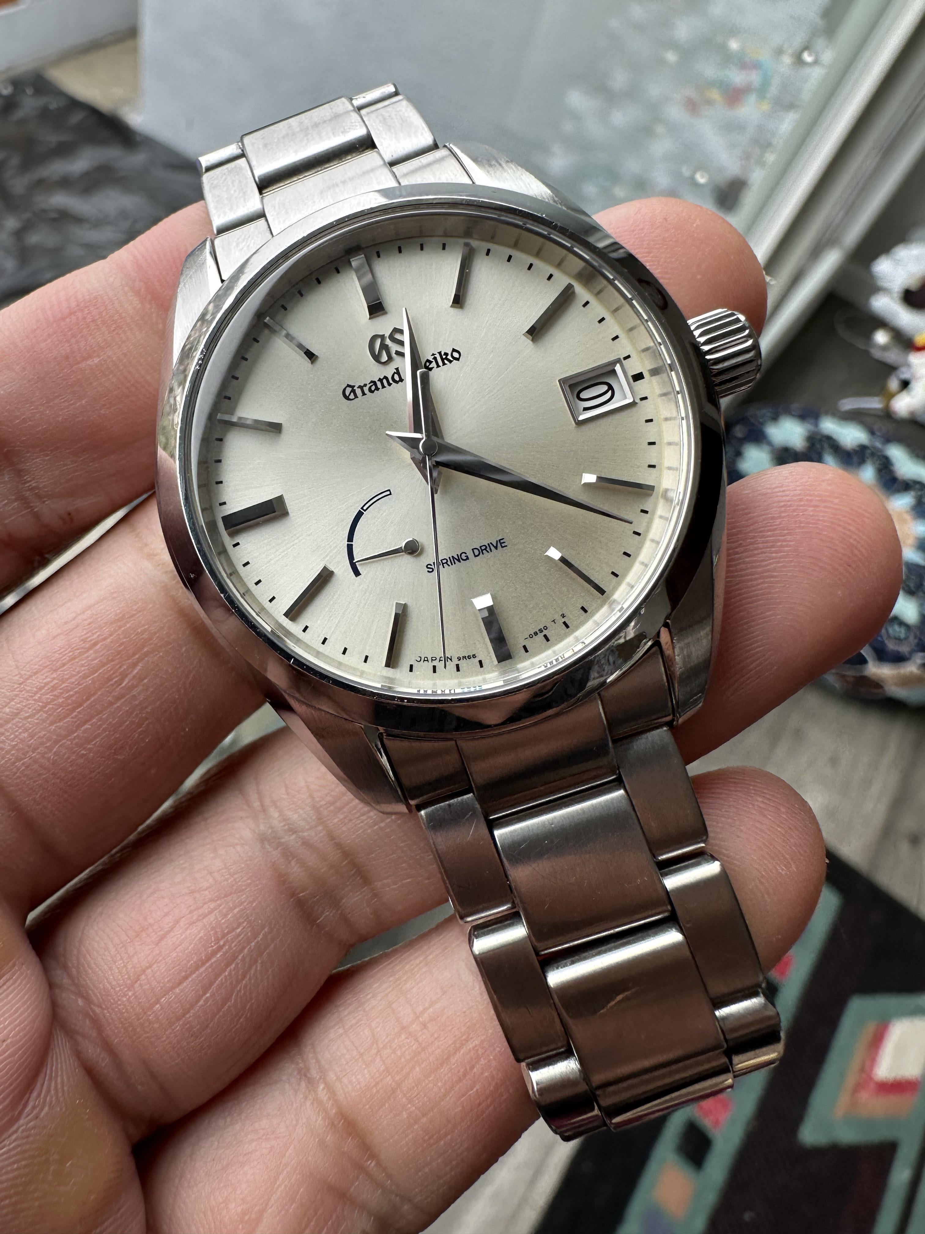 [WTS] Modern Grand Seiko SBGA283 Champagne Dial Full Kit | WatchCharts