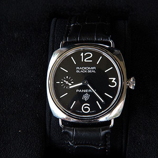 TRADED: Panerai Radiomir PAM 380 | WatchCharts