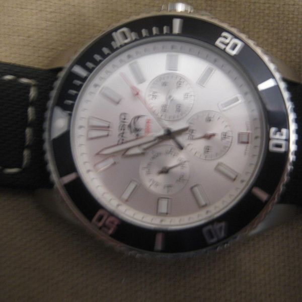 Sold: Casio Diver MDV-303 reduced | WatchCharts Marketplace