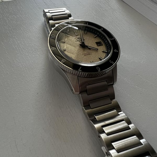 [WTS] Reduced rare Nodus Contrail laguna sand dial | WatchCharts ...