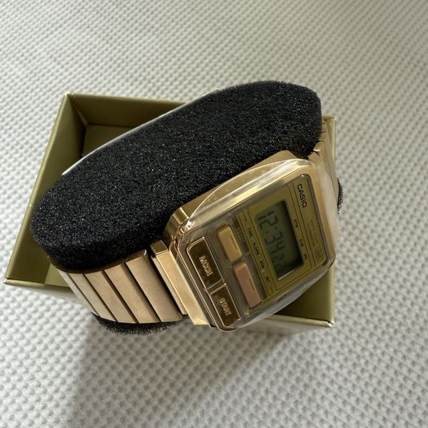 Casio A120WEG-9AEF Unisex Digital Watch Vintage-Inspired, Gold-Tone ...