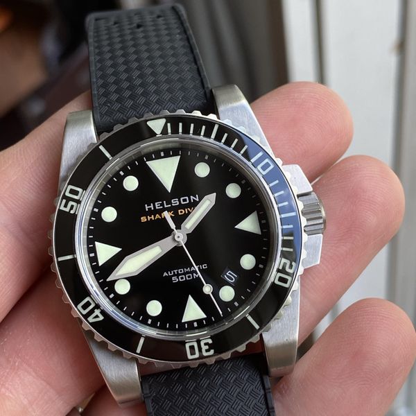 FS: Helson Shark Diver 40 Black, Bracelet and tropic rubber strap Dive watch | WatchCharts