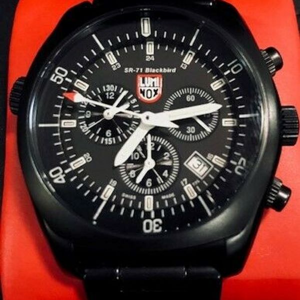 Luminox Limited Edition Lockheed Martin SR-71 Blackbird Watch ...