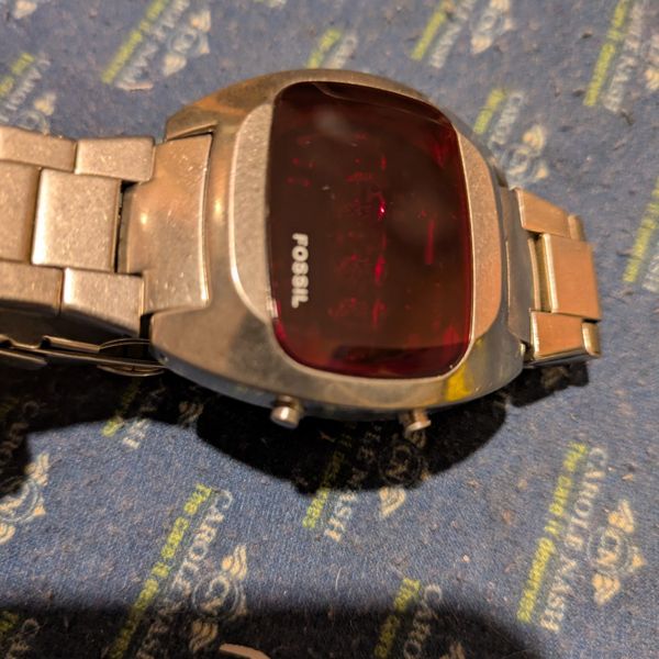 Rare Vintage Mens Fossil Jr8852 Red Led Display Watch Very Good ...