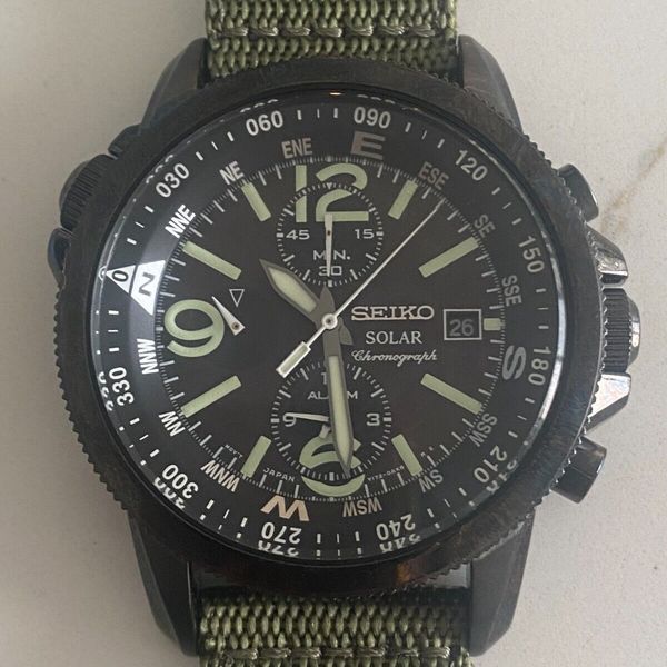 Mens Seiko Prospex Solar Chronograph Black Dial/Green Band Watch - V172-0AL0 | WatchCharts ...