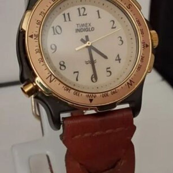 Vintage Men's Timex Indiglo Watch E2 - Gold Tone Compass Bezel Water ...